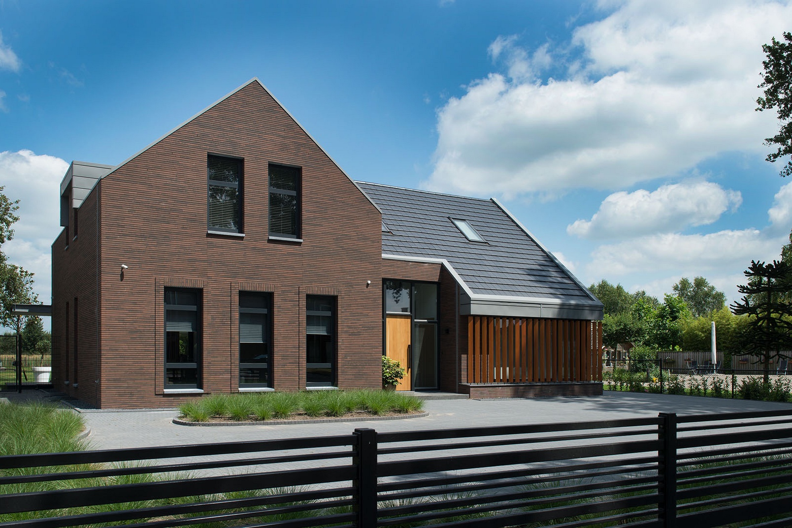 Gevel | Prachtige villa in Den Dungen | MBI De Steenmeesters